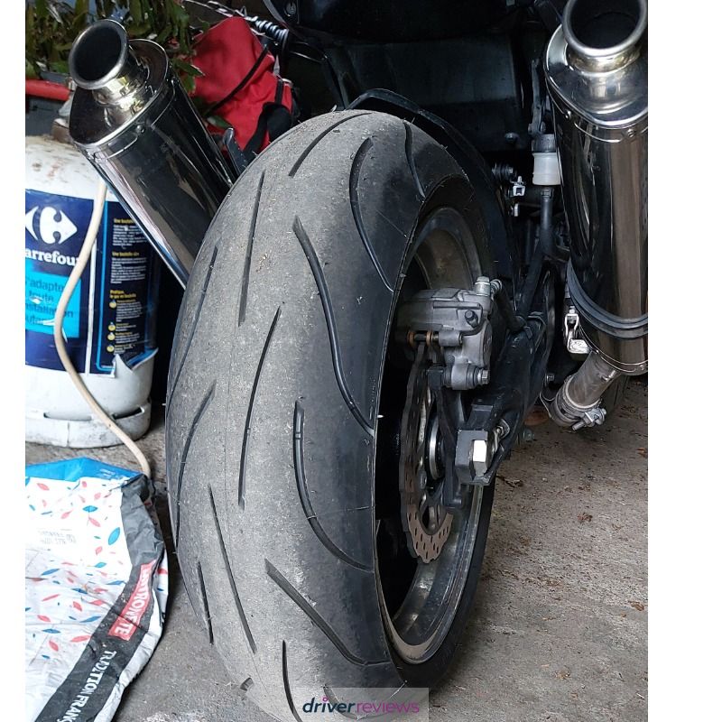 Pneu Michelin PILOT POWER 2CT pas cher - Prix et avis - Allopneus.com