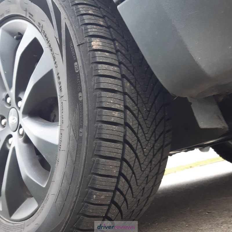 Pneu Tracmax A/S TRAC SAVER 4 Saisons pas cher - Prix et avis - Allopneus.com