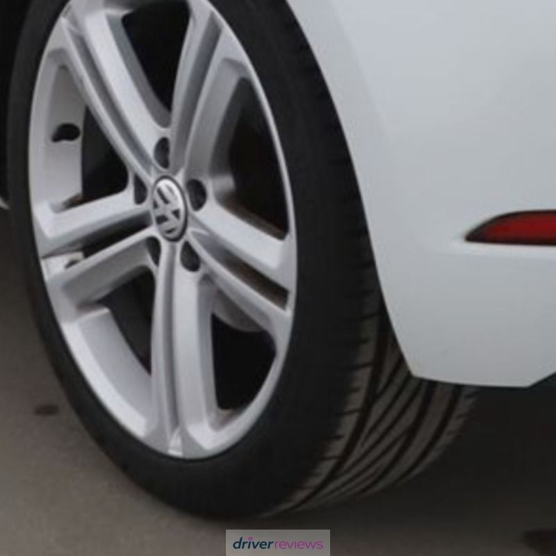 Pneu Uniroyal RAINSPORT 5 Eté pas cher - Prix et avis - Allopneus.com