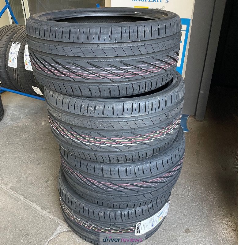 Pneu Uniroyal RAINSPORT 5 Eté pas cher - Allopneus.com